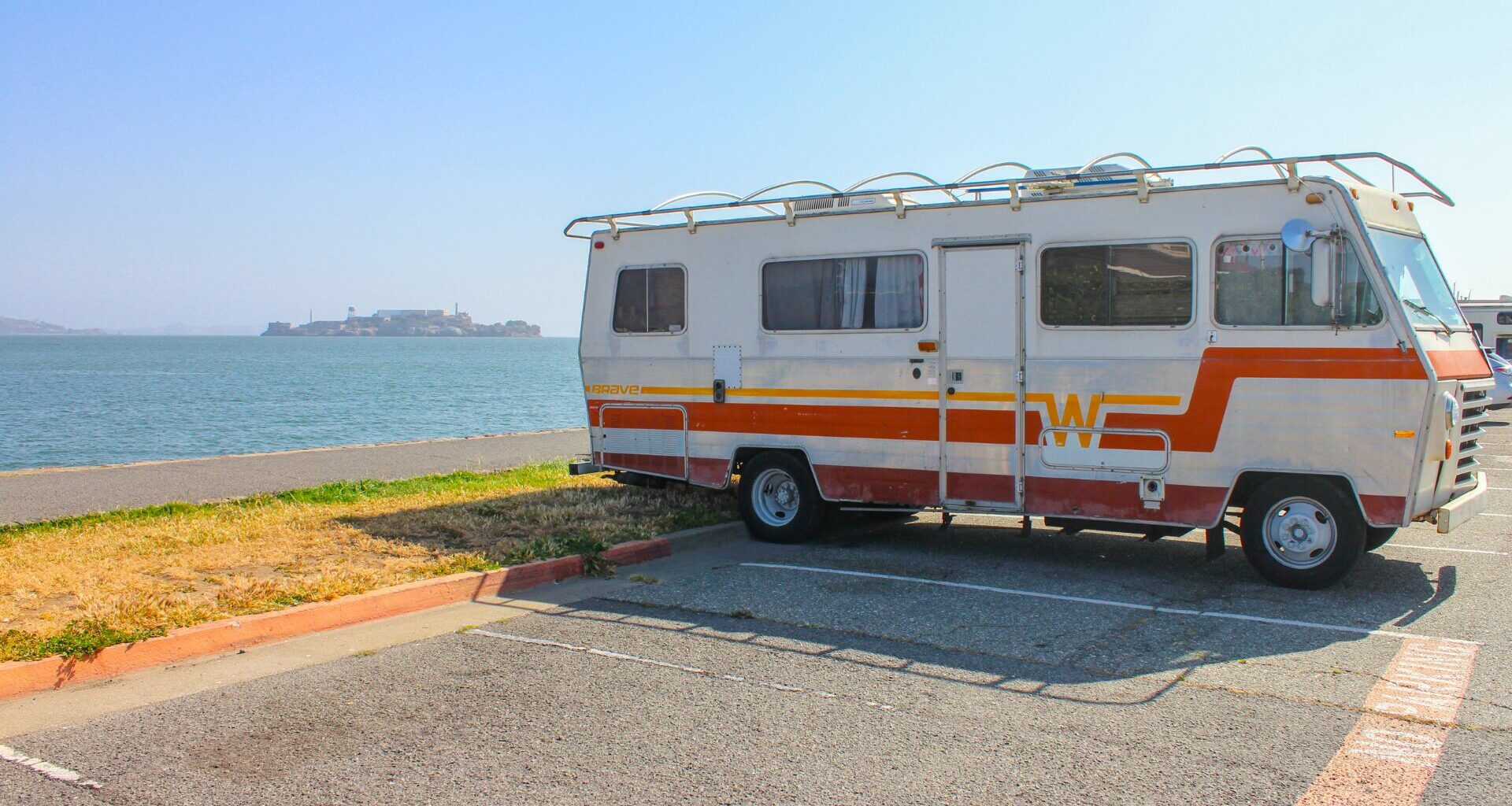 The Pros and Cons of Bringing a Toad Car RVing - Getaway Couple