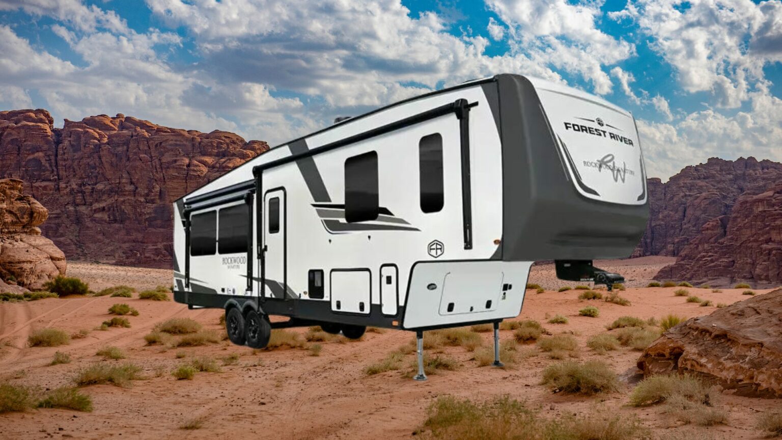 The Best Travel Trailers For Couples - Getaway Couple