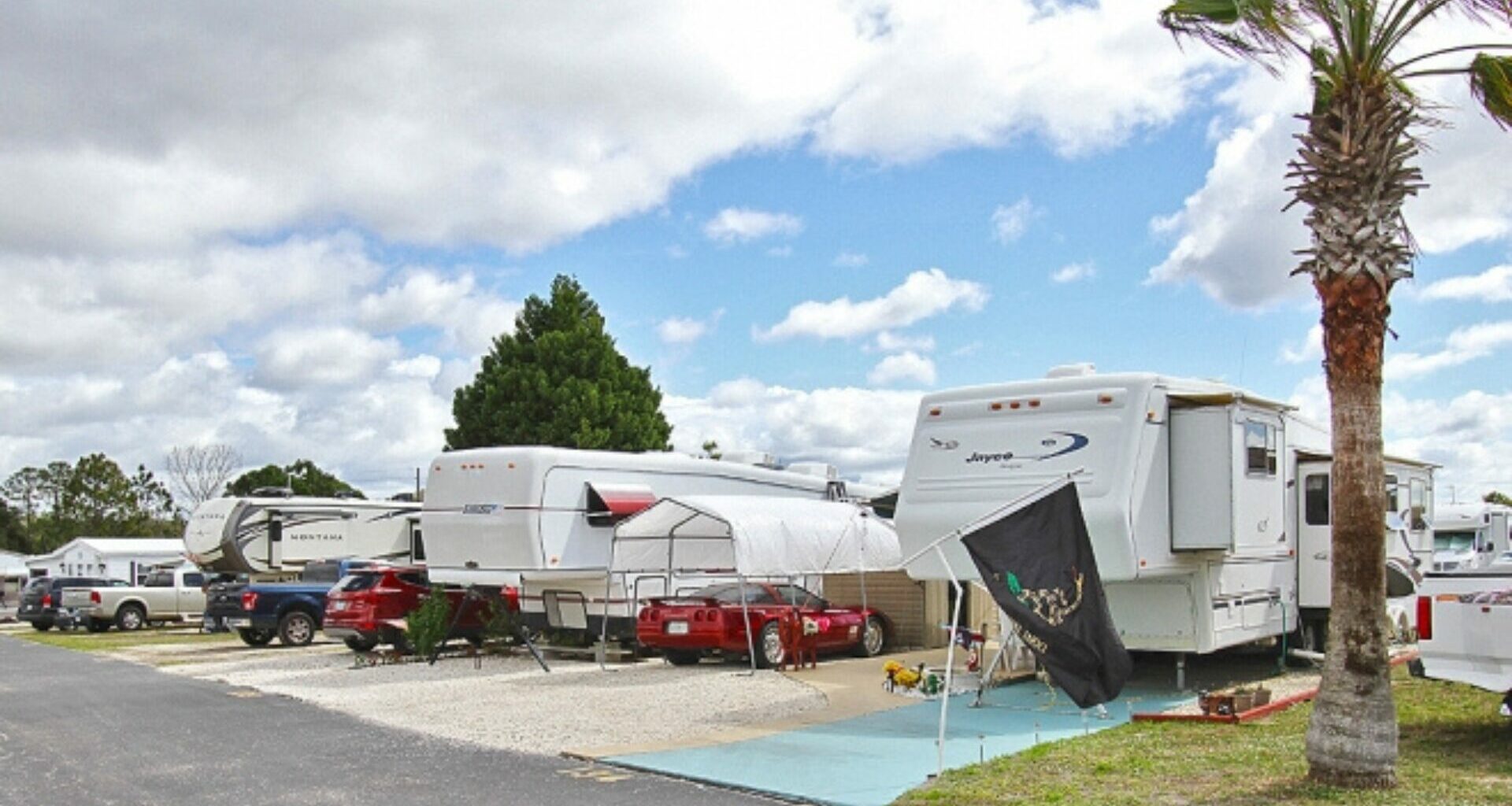 Barrington Hills RV Resort: Know Before You Go - Getaway Couple