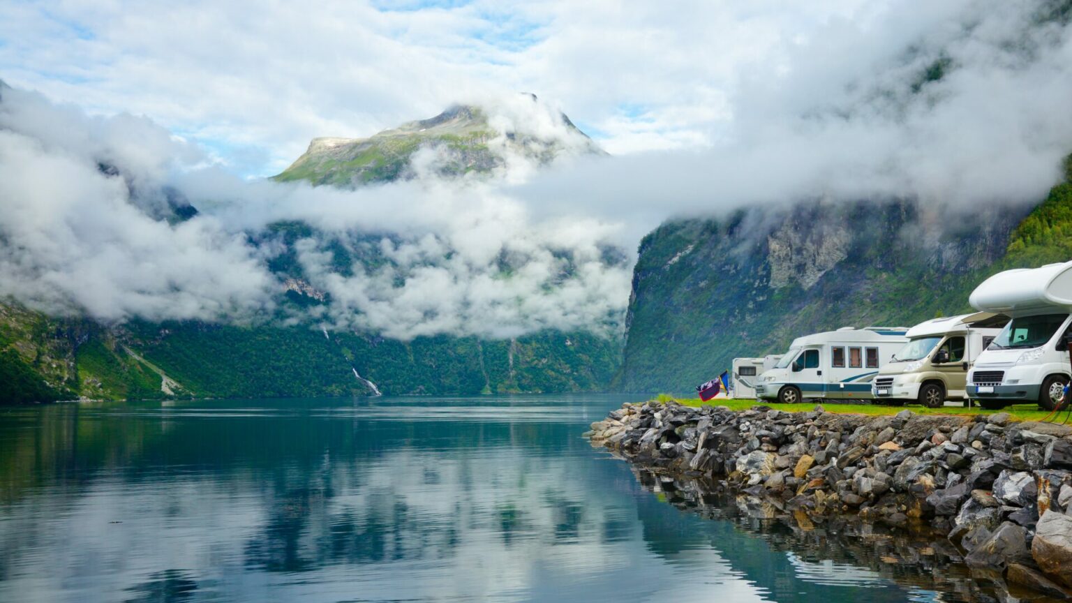 The Pros and Cons of Bringing a Toad Car RVing - Getaway Couple