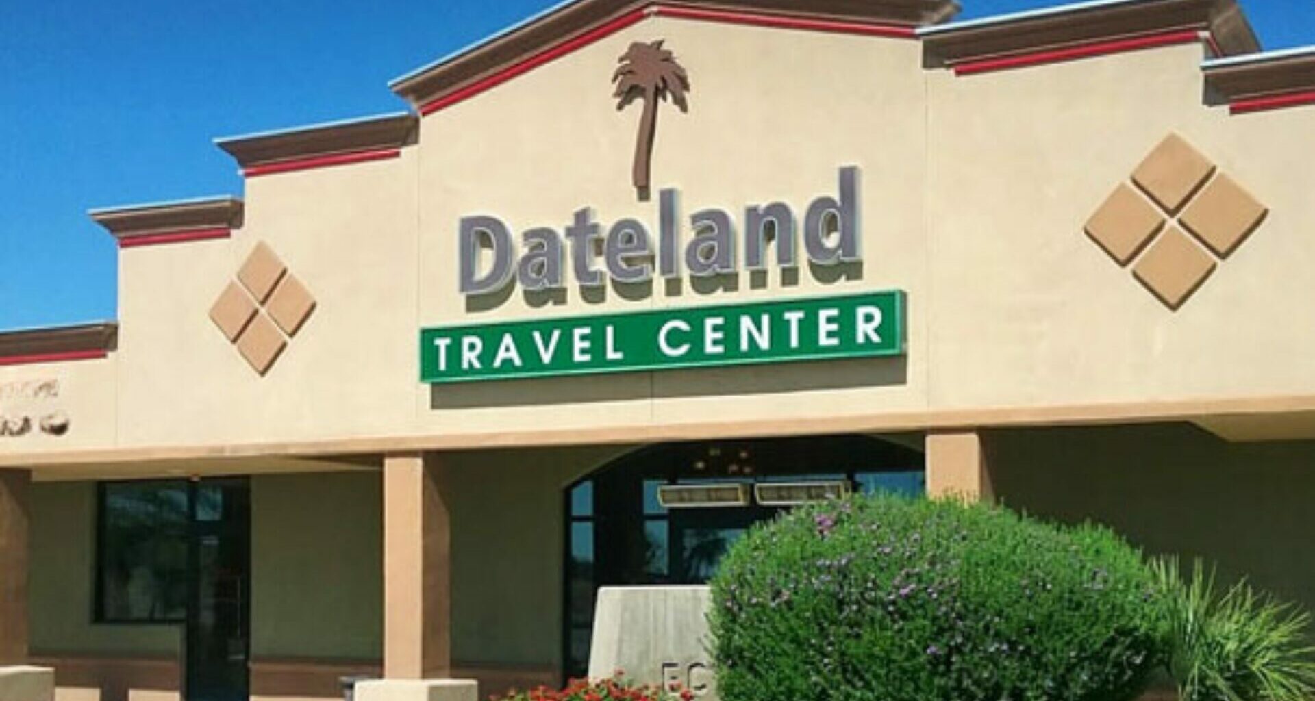 Is The Date Shake From Dateland, Arizona Worth It? - Getaway Couple